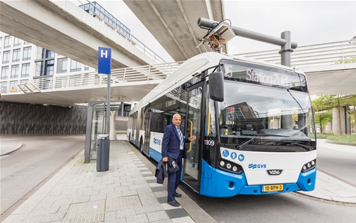 Aantrekkelijk, duurzaam en inclusief openbaar vervoer in Amsterdam ...